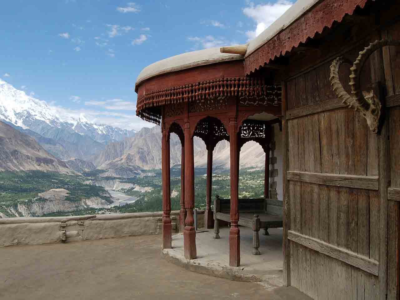 Hunza Valley – The Scent of Beauty and Pleasure - Dream Vista Travel